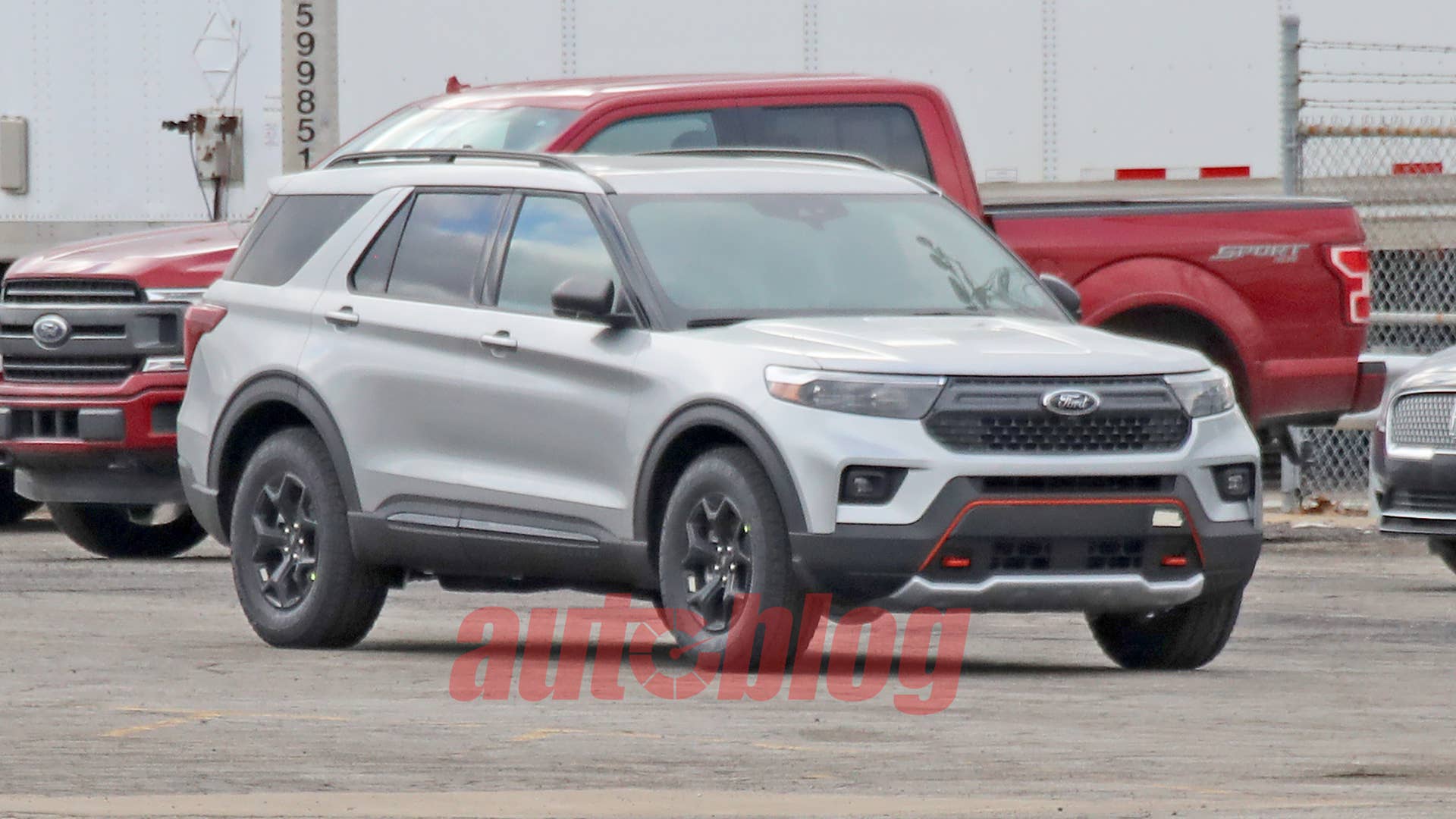 Spy photos reveal off-road themed Ford Explorer