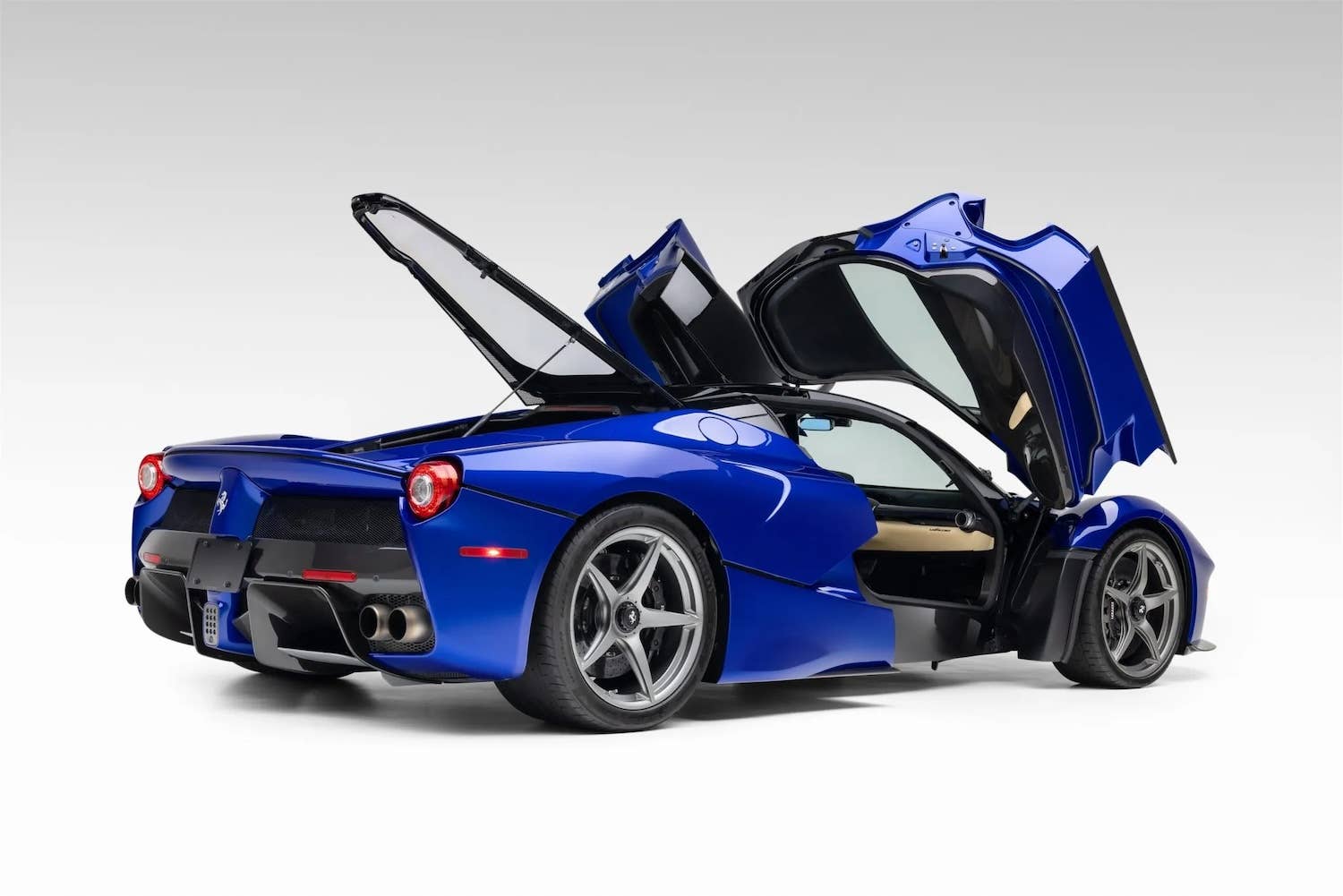 Ferrari Laferrari Doors