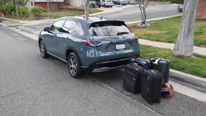 Honda HR-V Luggage Test: How much cargo space? - Autoblog
