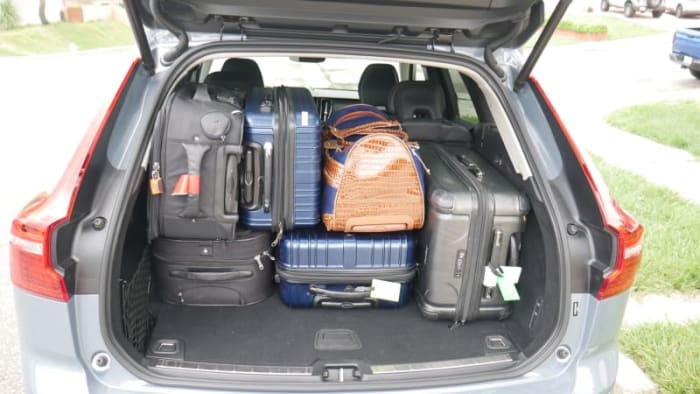 Volvo XC60 Recharge Luggage Test: How much cargo space? - Autoblog