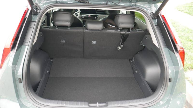 Kia Niro Luggage Test: How much cargo space? - Autoblog