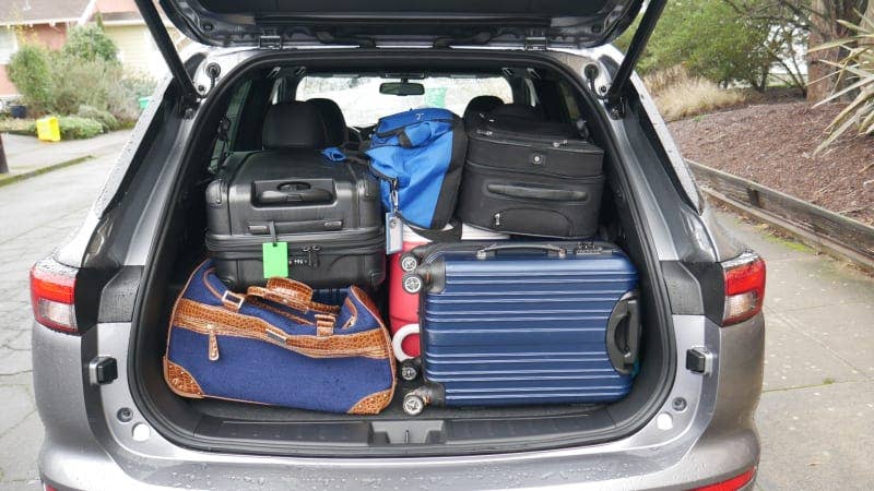 2022 Mitsubishi Outlander Luggage Test | Three rows, two tests! - Autoblog