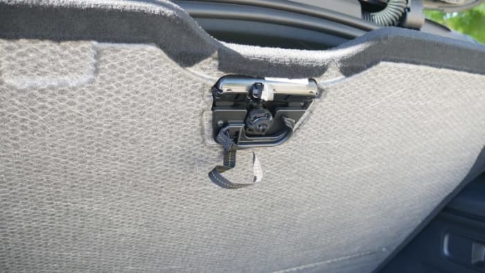 Mercedes-Benz GLC-Class Luggage Test: How much fits in the cargo area ...