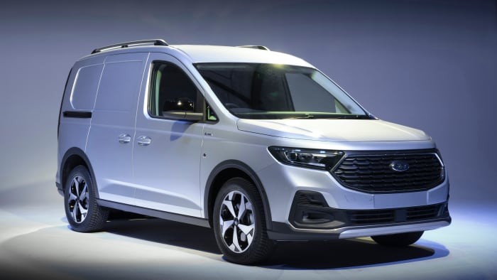 2024 Ford Transit Connect adds a PHEV powertrain and optional AWD ...