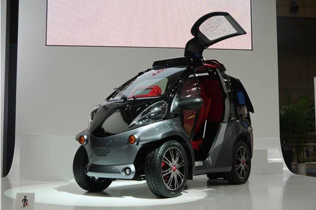 Toyota Smart INSECT city car concept makes the connection - Autoblog ...