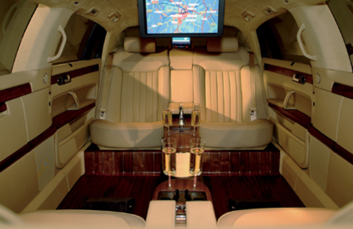 The world's first 4WD limo is a Volkswagen - Autoblog: Car News ...