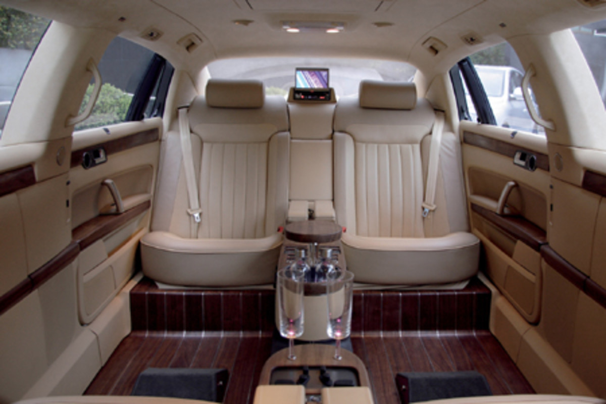 The world's first 4WD limo is a Volkswagen - Autoblog