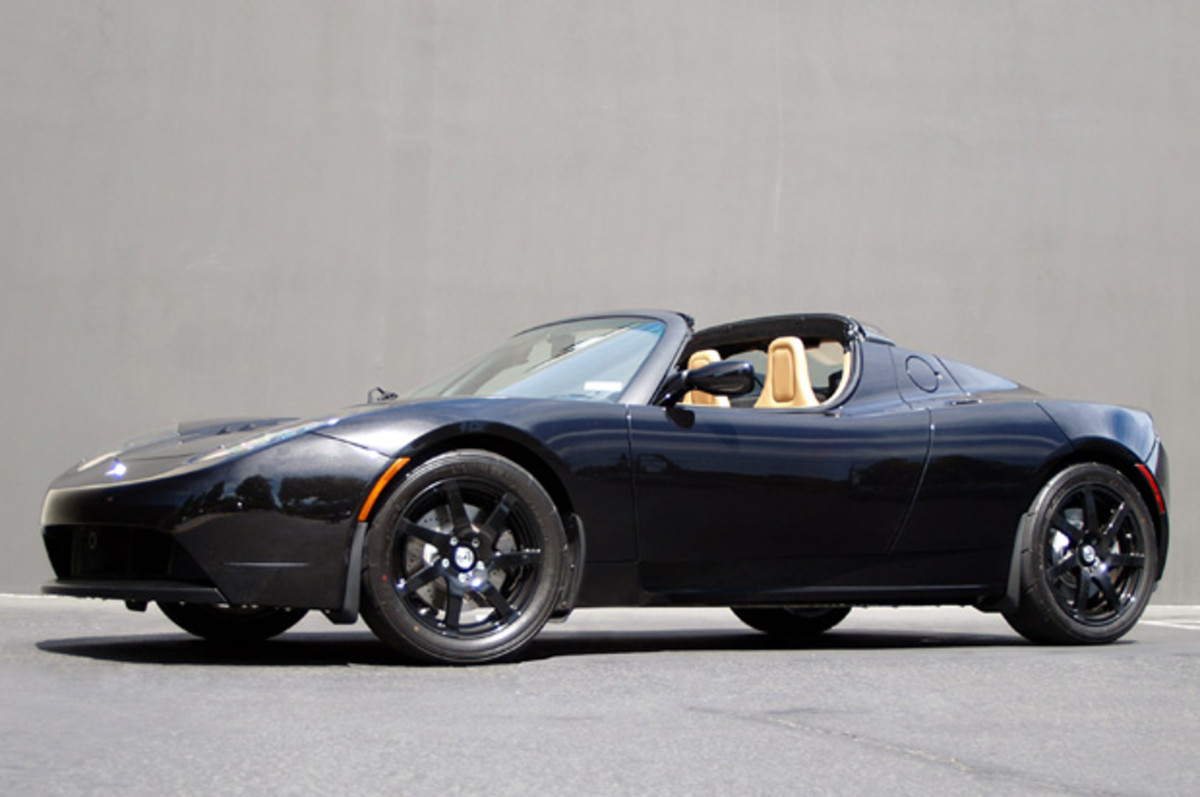 First Drive 2010 Tesla Roadster Sport improves on original keeps quirks Autoblog