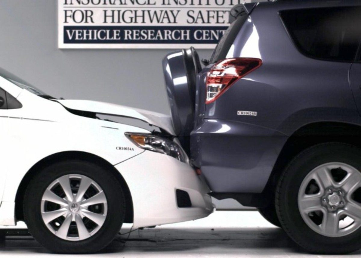 IIHS Obvious Conclusion of the Day: Mismatched bumpers cost thousands ...