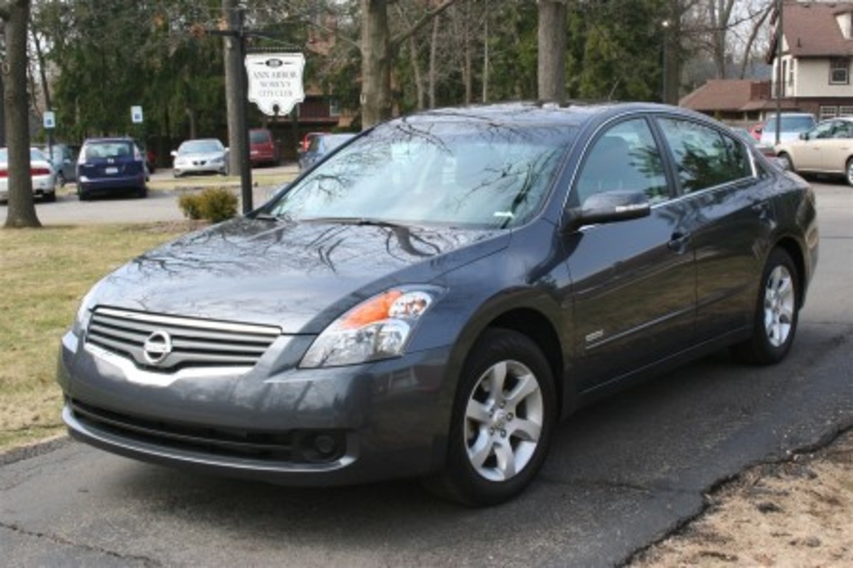 2007 altima hybrid store