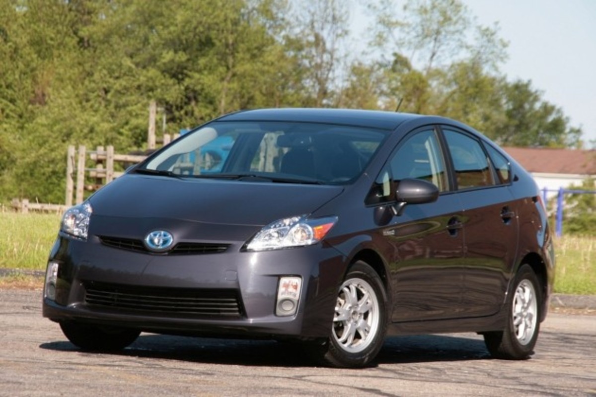 Worldwide Toyota Prius sales crack 2-million mark,10-year anniversary ...