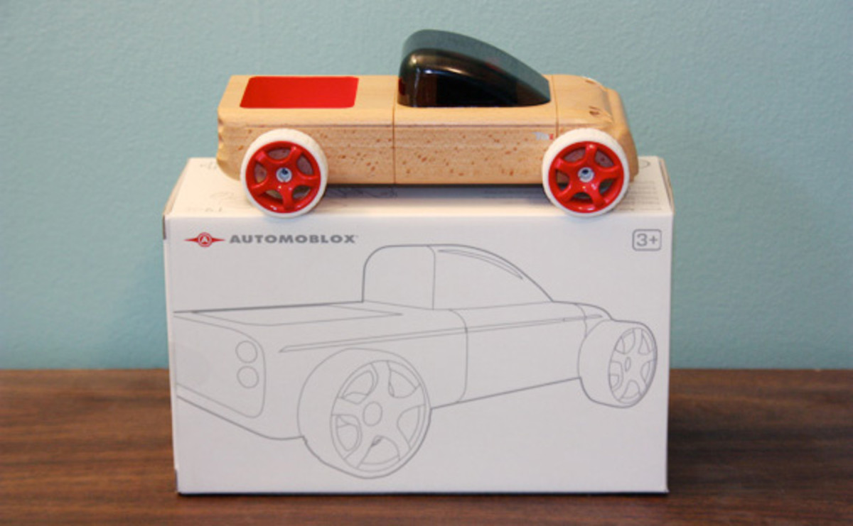 2008 Autoblog Holiday Sweepstakes - Day 2: Automoblox T9-SE Signature ...