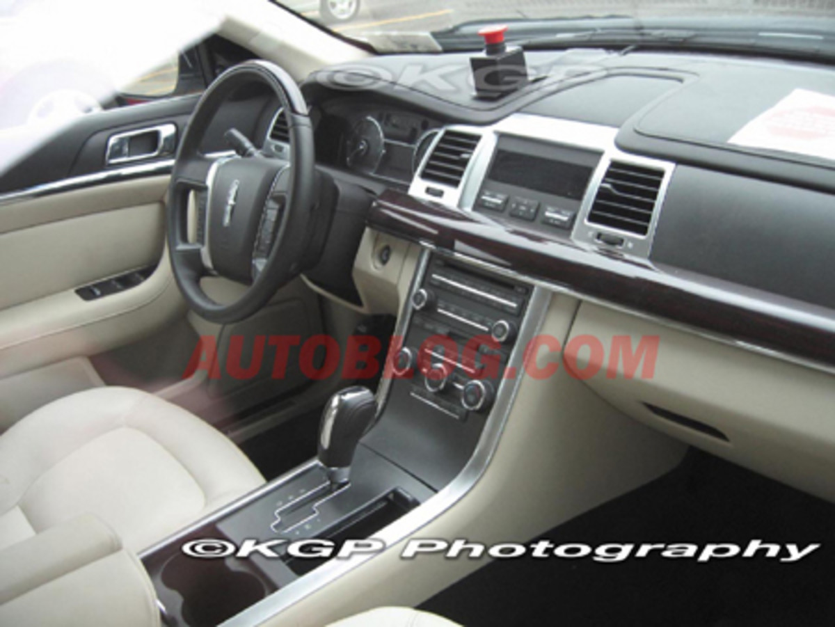 Spy Shots: Interior of the 2009 Lincoln MKS - Autoblog