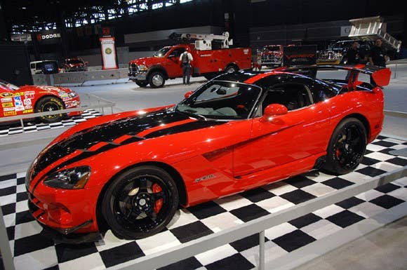 Chicago 2009: Record-setting Viper ACR makes an appearance - Autoblog ...