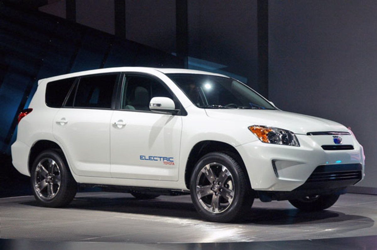 LA 2010: Toyota RAV4 EV, powered by Tesla, hits the stage - Autoblog