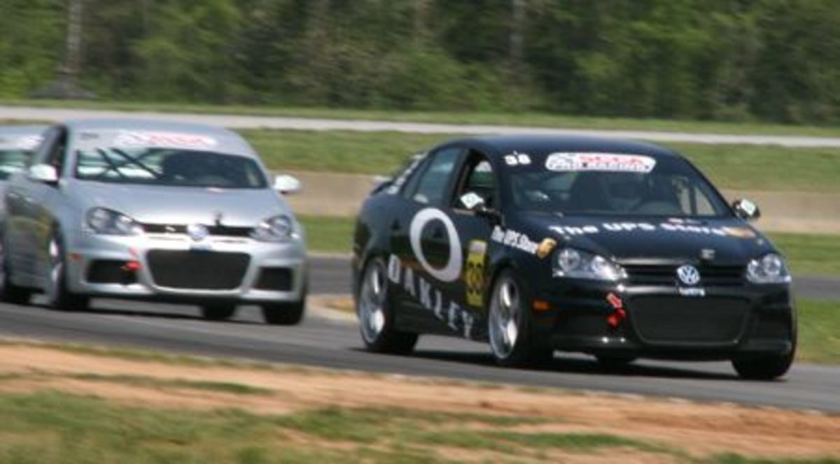 Josh Hurley grabs the pole for the first Jetta TDI Cup race w/VIDEO ...