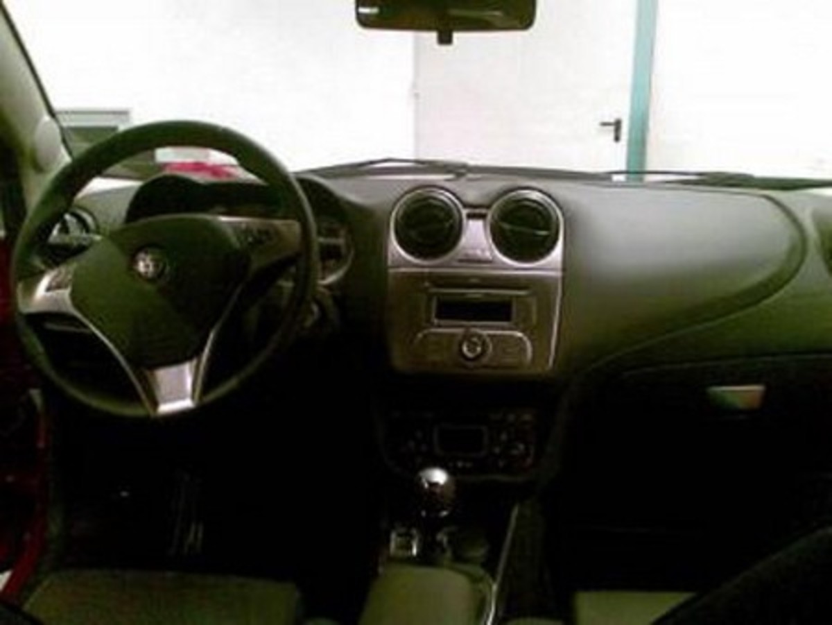 Spy Shots: Alfa MiTo interior - Autoblog