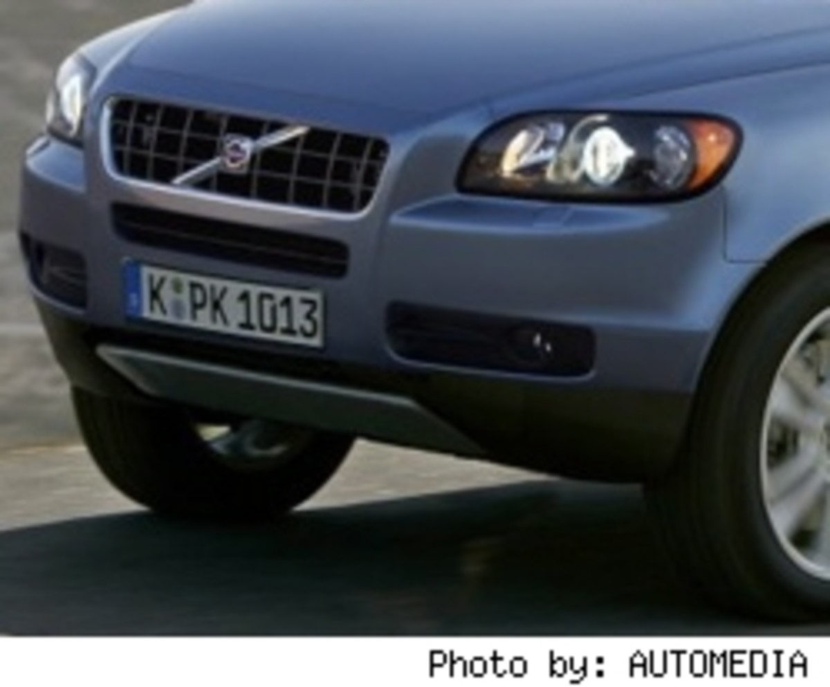 Spy Shots: Volvo readies XC60 mini-ute for NAIAS in January - Autoblog