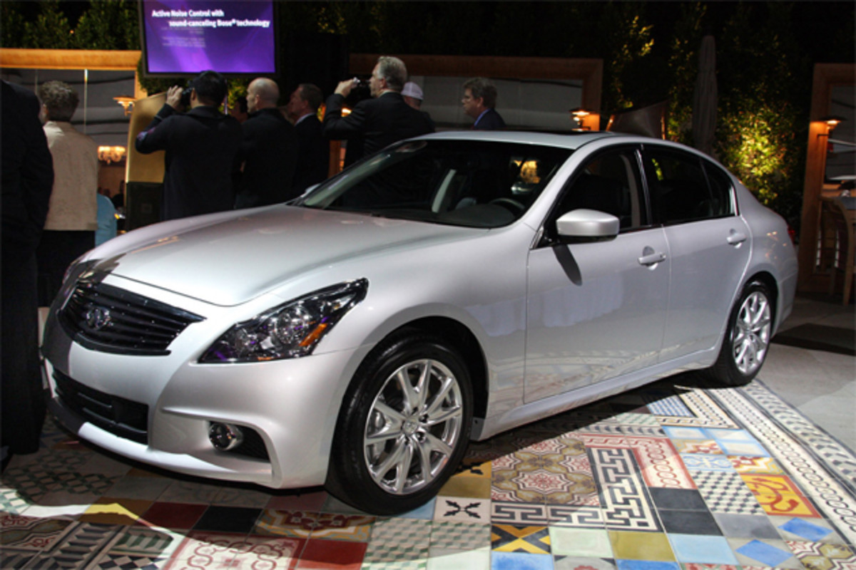 Infiniti prices facelifted 2010 G37 coupe and sedan - enthusiast 6MT models get big price ...