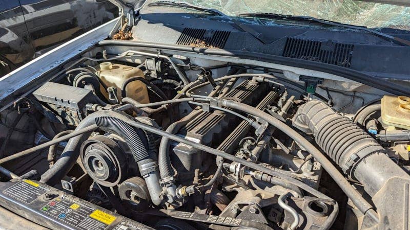 Junkyard Gem: 1993 Jeep Grand Cherokee Laredo 4x4 - Autoblog: Car News ...