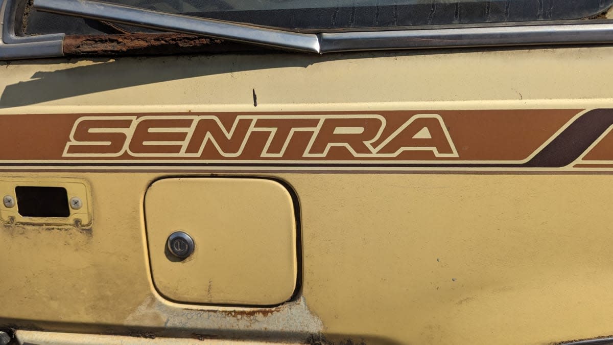 Junkyard Gem: 1984 Nissan Sentra Hatchback Coupe XE - Autoblog: Car ...