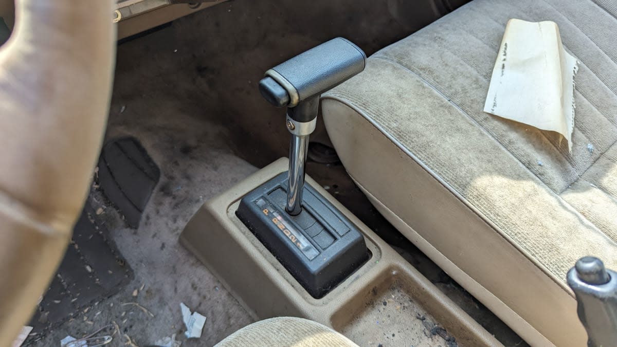 Junkyard Gem: 1984 Nissan Sentra Hatchback Coupe XE - Autoblog: Car ...