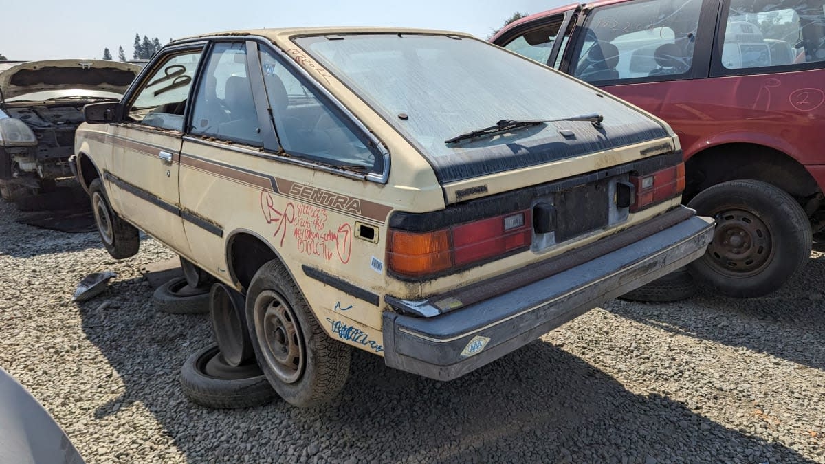 Junkyard Gem: 1984 Nissan Sentra Hatchback Coupe XE - Autoblog