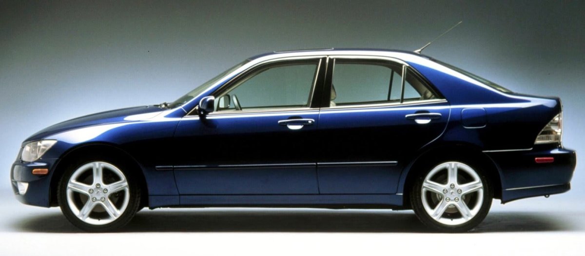 Future Classic: 1999-2005 Lexus IS 300 - Autoblog