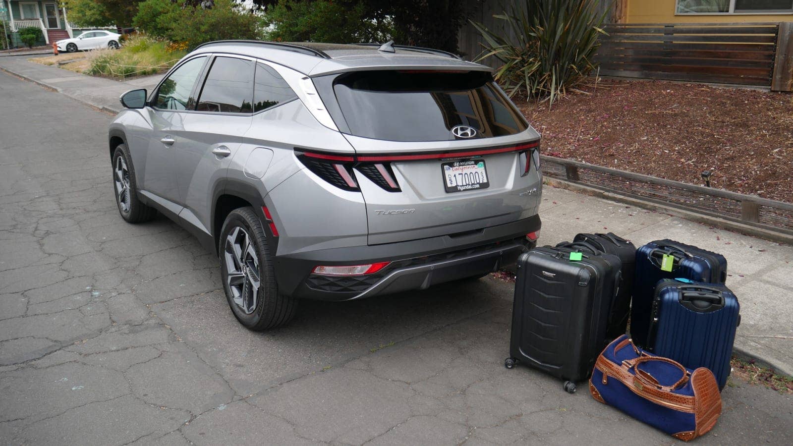 2023 Hyundai Tucson Review: Great hybrids, wild style, big space - Autoblog