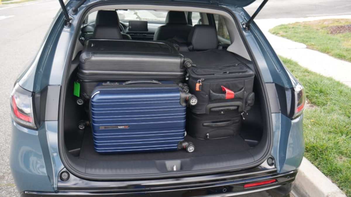 Honda HR-V Luggage Test: How much cargo space? - Autoblog