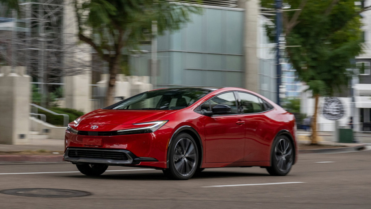 Top 5 hybrids under $40K that get 40+ MPG — and only one is a Prius ...