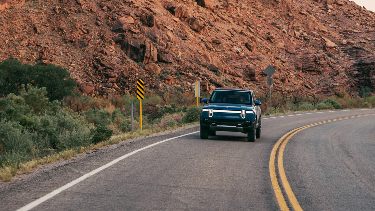 Rivian Charging Reliability Scores prioritize the best fast-charger ...