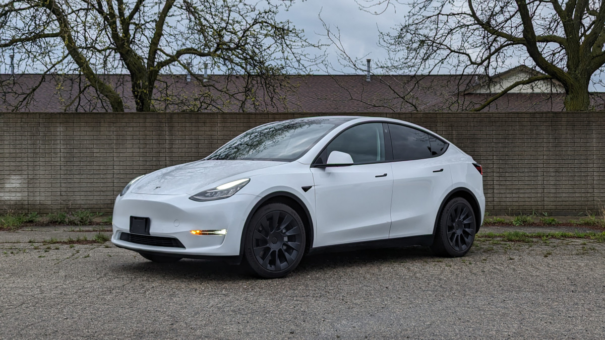 Tesla Model Y Review: Electric SUV pioneer finally has company - Autoblog