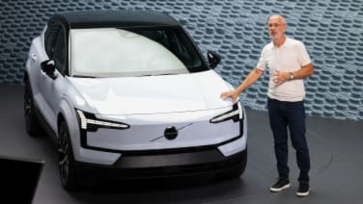 Volvo CEO: Electric cars enhance Cross Country appeal - Autoblog