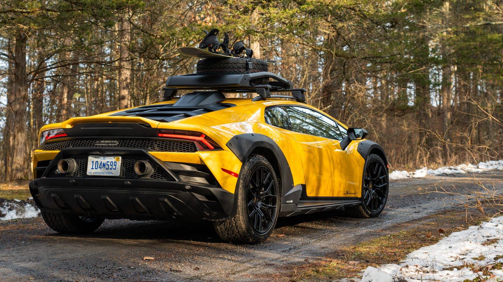 Lamborghini Huracan Sterrato (Snowy) Road Test: Hitting the slopes in ...