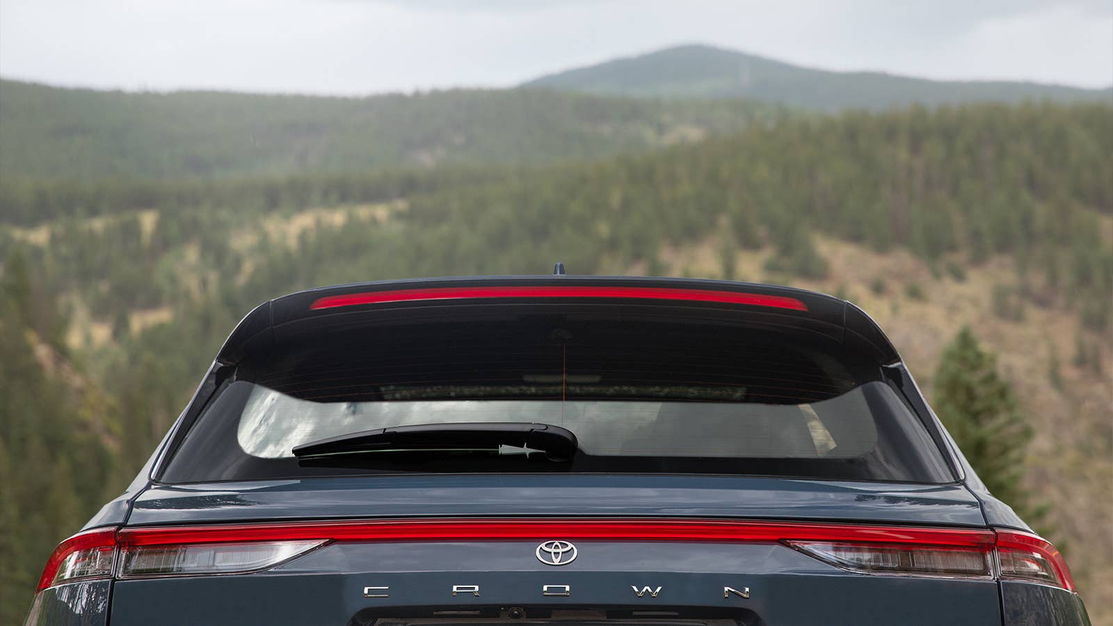 Toyota confirms it's bringing a Crown crossover SUV to L.A. show - Autoblog