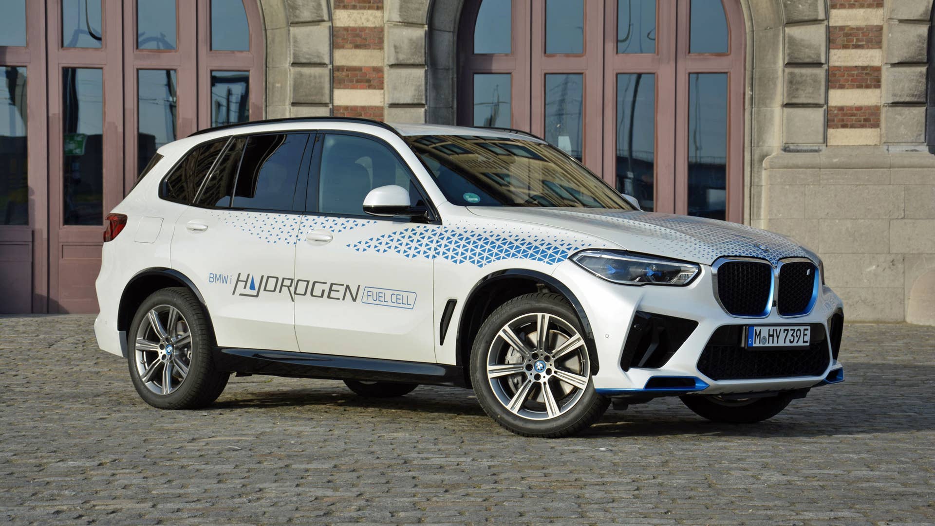 2023 BMW iX5 Prototype First Drive Review: The future isn’t (battery ...