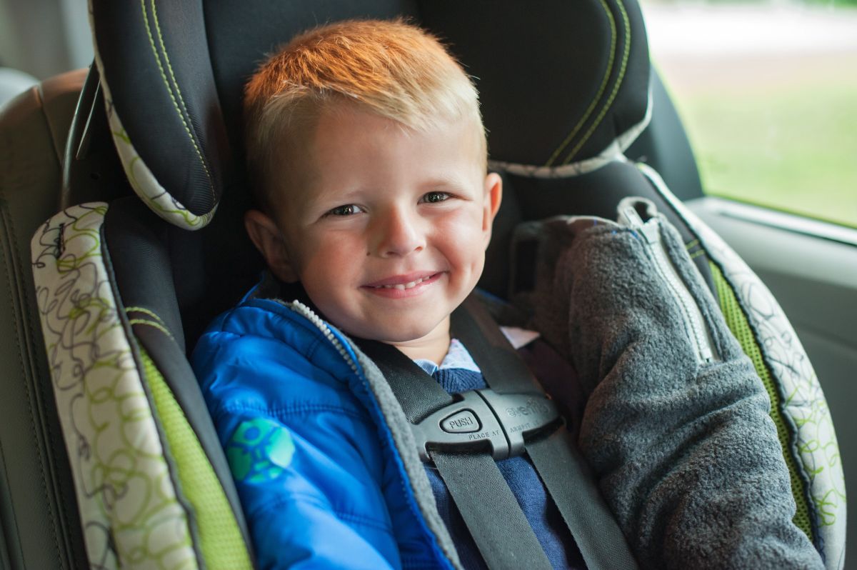 3 essential products designed to keep kids warm and secure in the car ...
