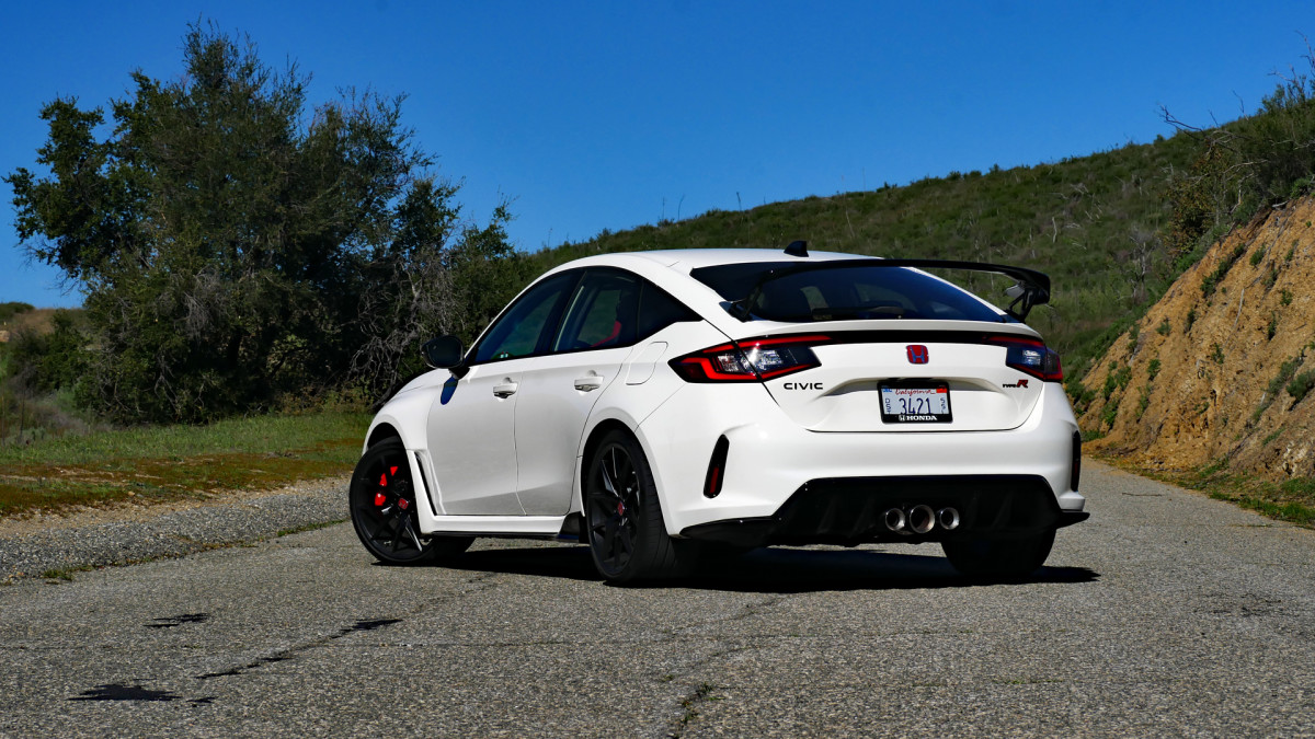 2025 Honda Civic Type R: 6 reasons to love it, 3 reasons to think twice ...
