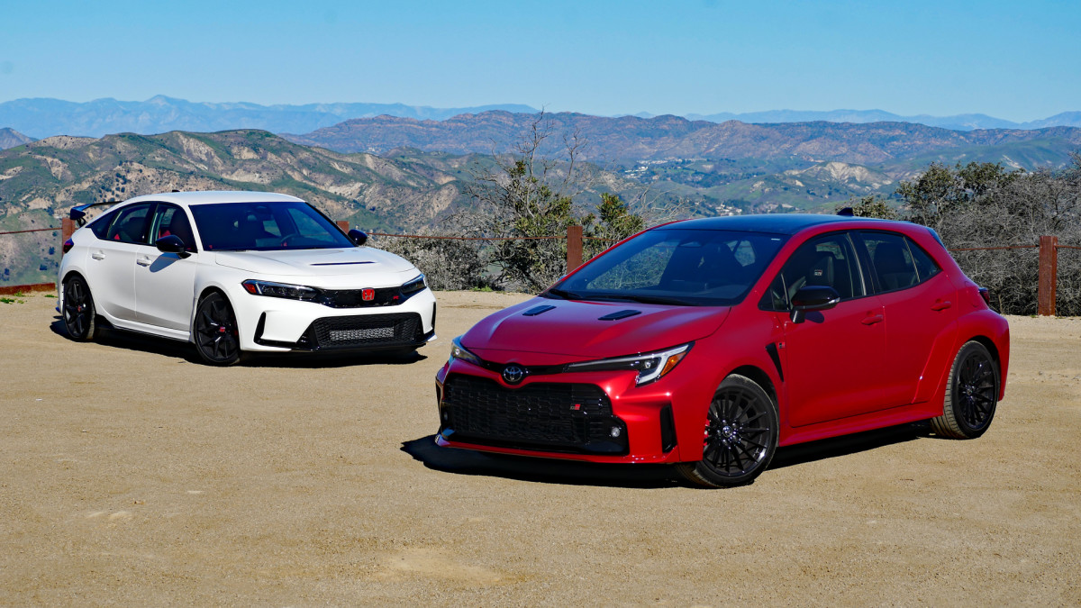 Honda Civic Type R vs Toyota GR Corolla Comparison Test Review & Video ...