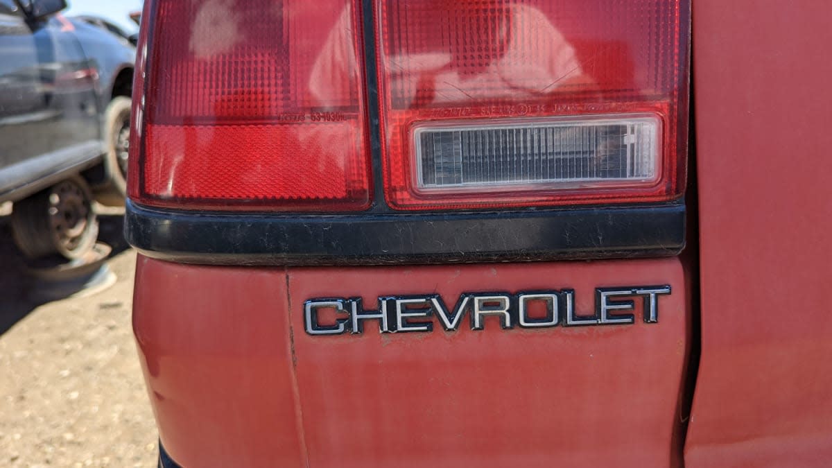 Junkyard Gem: 1987 Chevrolet Nova sedan - Autoblog: Car News, Reviews ...