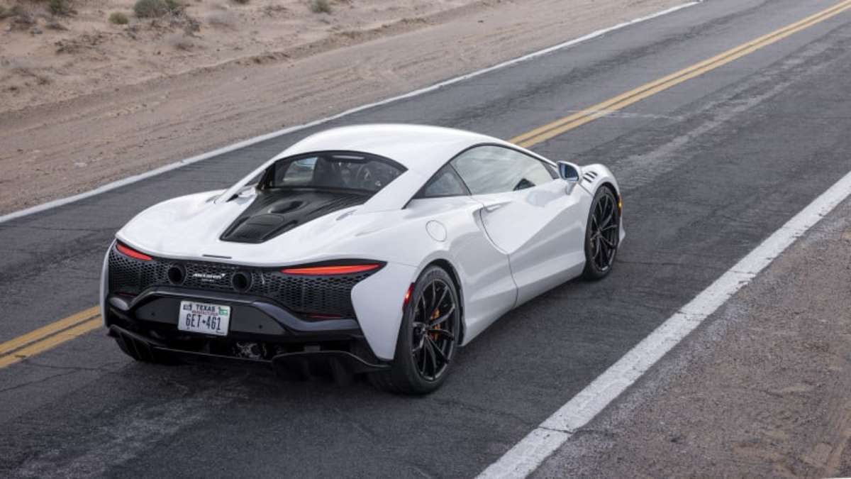 2023 McLaren Artura Road Test: Hitting Vegas (and the track) in McLaren ...