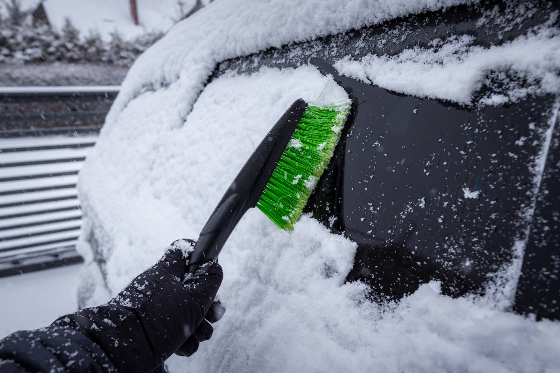 The best car snow brushes of 2024 - Autoblog