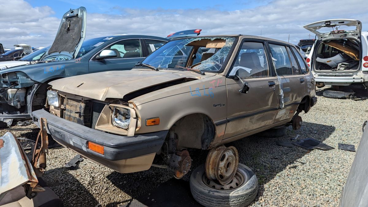 Junkyard Gem: 1986 Chevrolet Sprint Plus - Autoblog