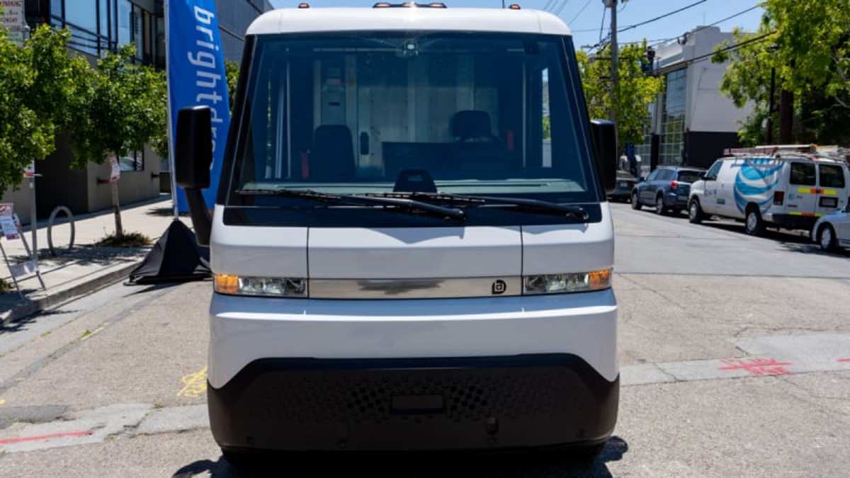 What it's like to drive GM's BrightDrop Zevo 600 electric delivery van ...