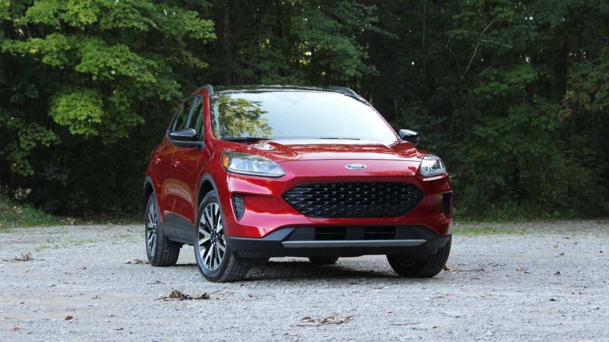 2022 Ford Escape Review | Hybrids are your best bet - Autoblog