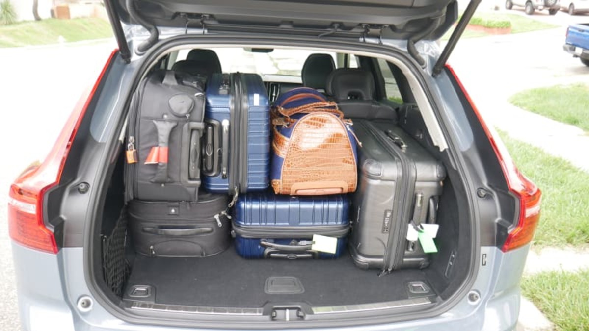 Volvo XC60 Recharge Luggage Test: How much cargo space? - Autoblog