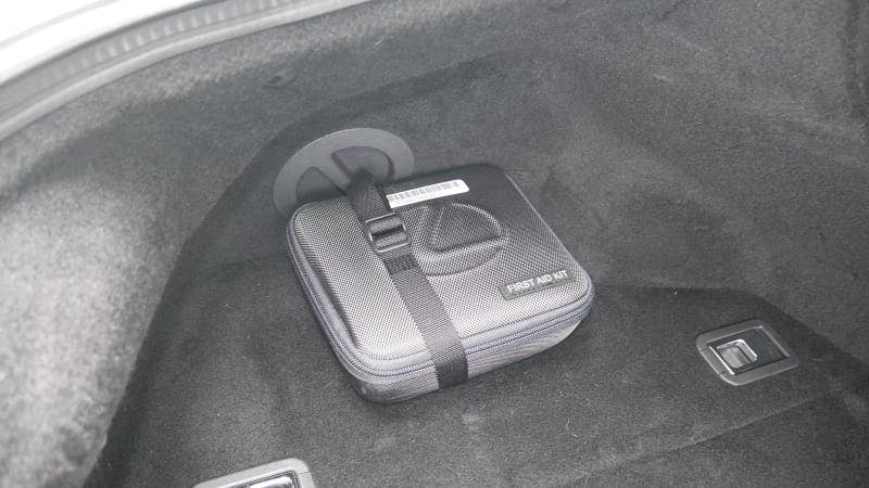 Lexus LC Convertible Luggage Test: How much fits in the trunk ...