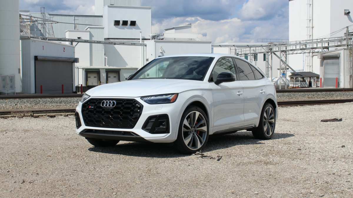 2022 Audi Q5 Review | Middle of the pack with many versions - Autoblog