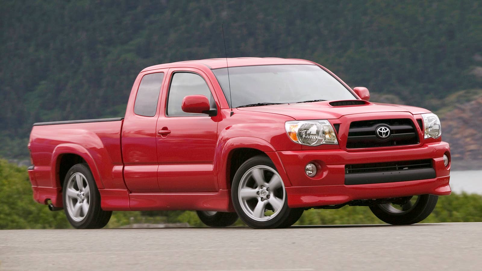 Future Classic: 2005-2014 Toyota Tacoma X-Runner - Autoblog
